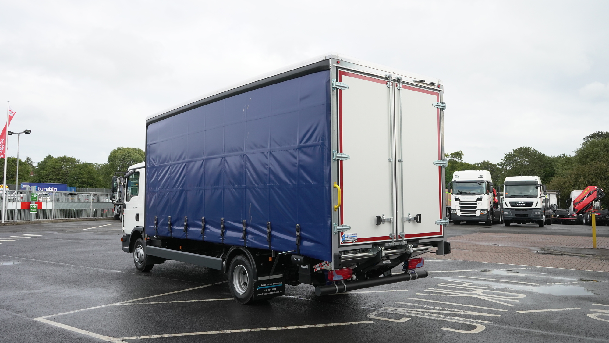 10 Tonne MAN TGL 10.190 Curtainsider Truck For Sale SN69XEF | MV Commercial