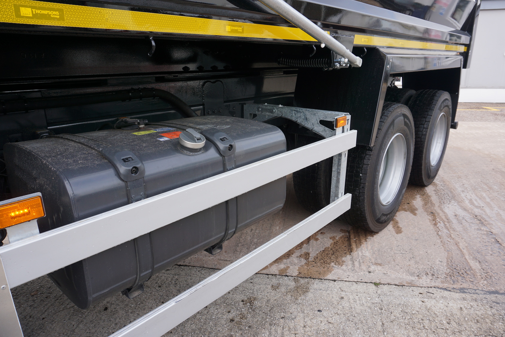 32 Tonne Scania P410 Tipper Grab With Palfinger Epsilon Crane Truck For ...