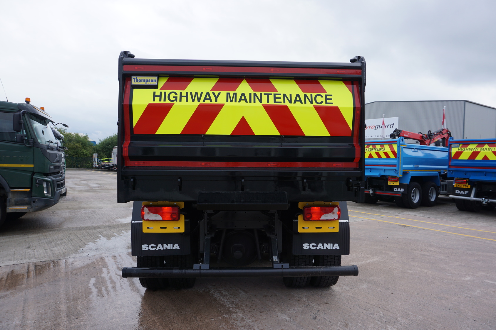 32 Tonne Scania P410 Tipper Grab With Palfinger Epsilon Crane Truck For ...