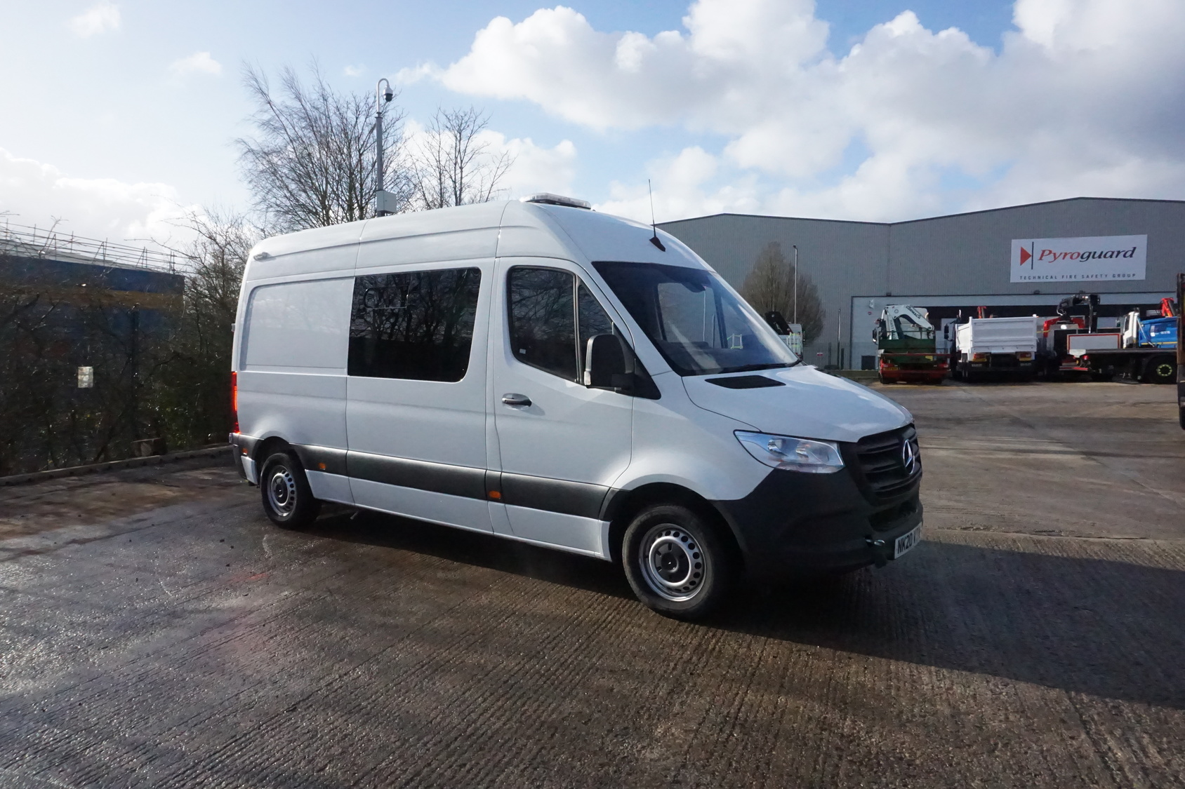 Under 3.5 Tonne Mercedes-Benz Van Truck For Sale NK20VTV | MV Commercial